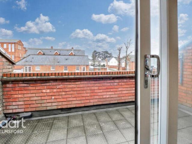 1 bedroom apartment for sale in Wood Street, Chelmsford, CM2