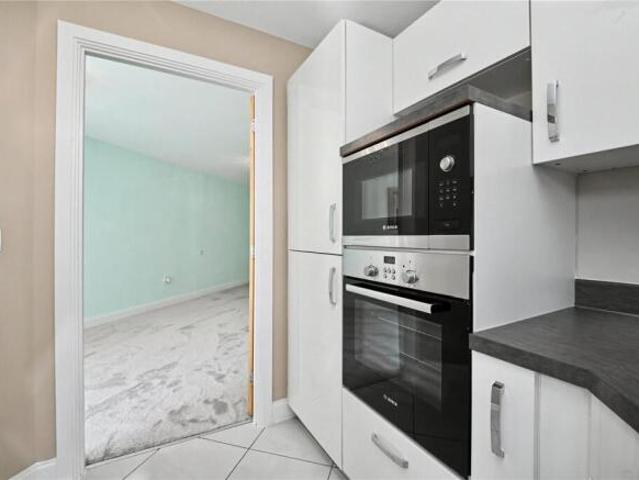 1 bedroom apartment for sale in Wood Road, Wolverhampton, West Midlands, WV6