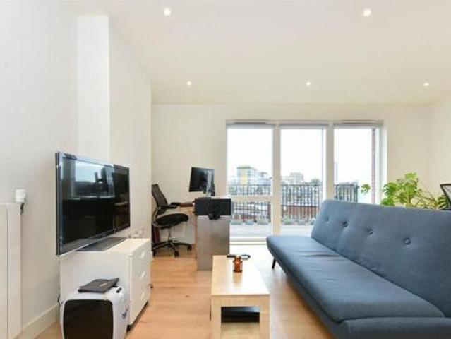 1 Bedroom Apartment For Sale In Woolwich, London