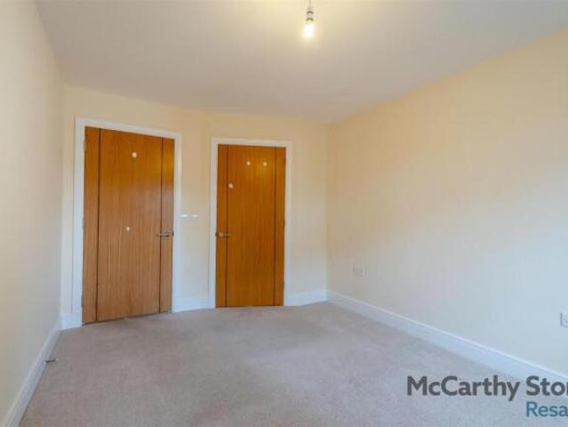 1 bedroom apartment for sale in Wolsey Court, Knighton Park Road, Leicester, LE2