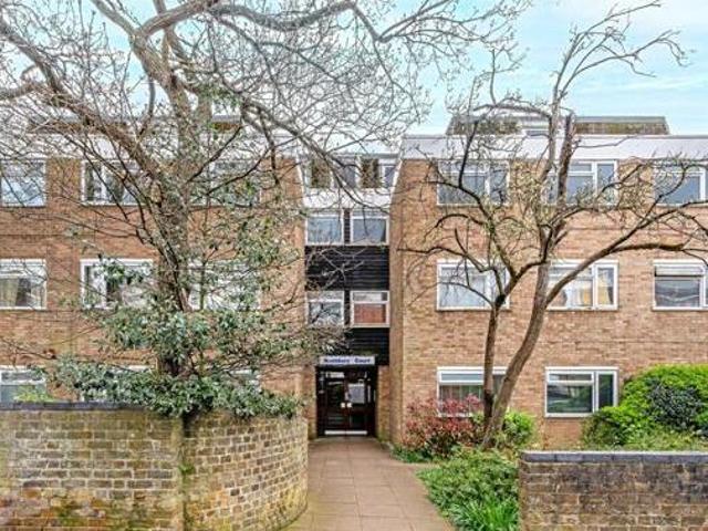 1 Bedroom Apartment For Sale In 125 Station Road, Hampton