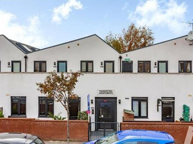 1 Bedroom Apartment For Sale In 26 Clifford Road, Walthamstow