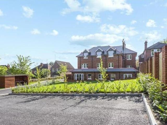 1 Bedroom Apartment For Sale In 39 Brunswick Hill, Reading