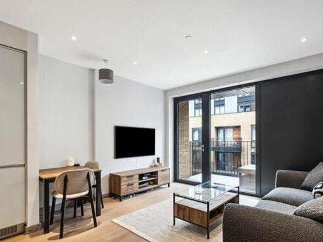 1 Bedroom Apartment For Sale In 8 Bellwether Lane, London