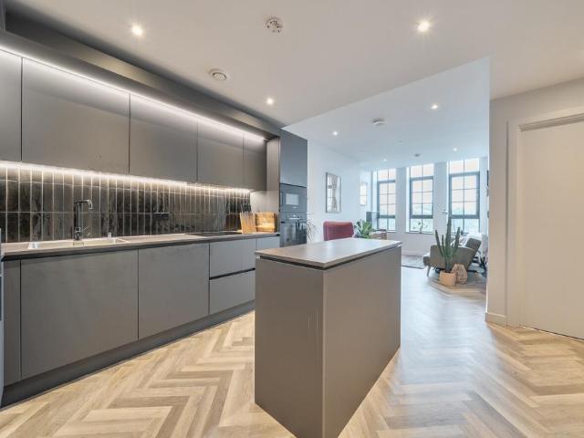 1 bedroom apartment for sale
