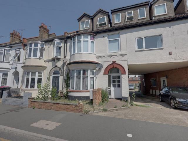 1 bedroom apartment for sale