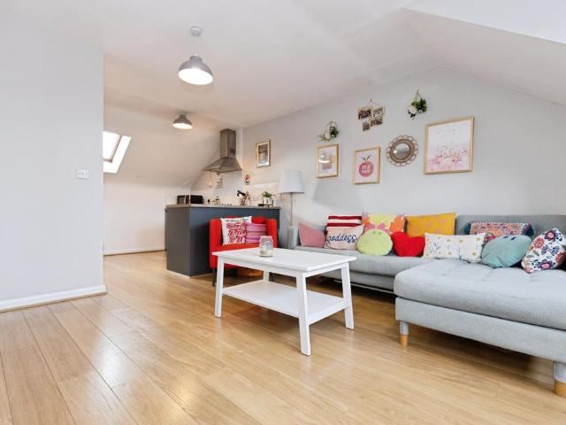 1 bedroom apartment for sale