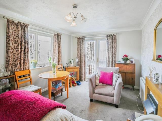 1 bedroom apartment for sale