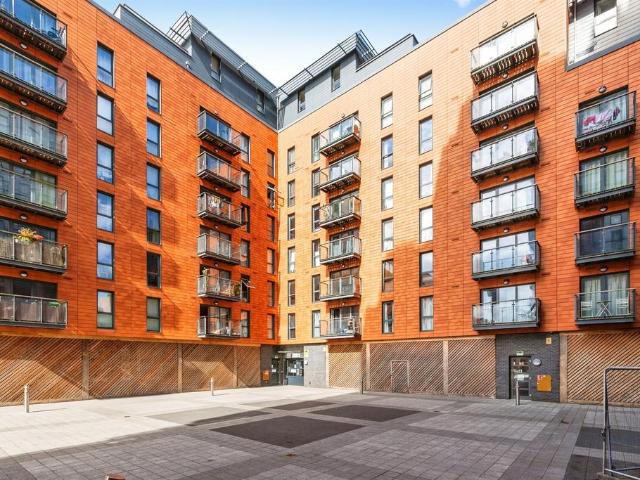 1 bedroom apartment for sale