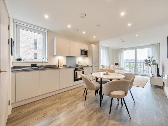 1 bedroom apartment for sale