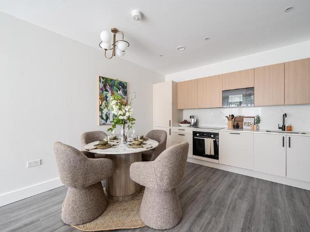 1 bedroom apartment for sale