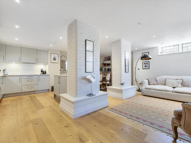 1 bedroom apartment for sale
