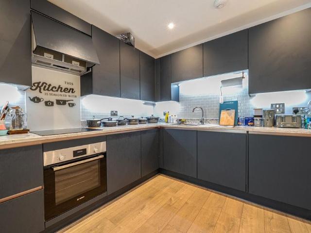1 bedroom apartment for sale