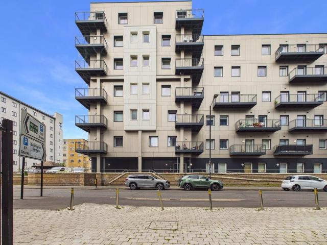 1 bedroom apartment for sale