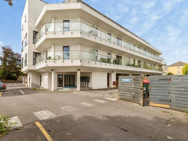 1 bedroom apartment for sale