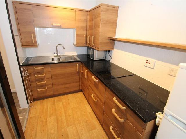 1 bedroom apartment for sale