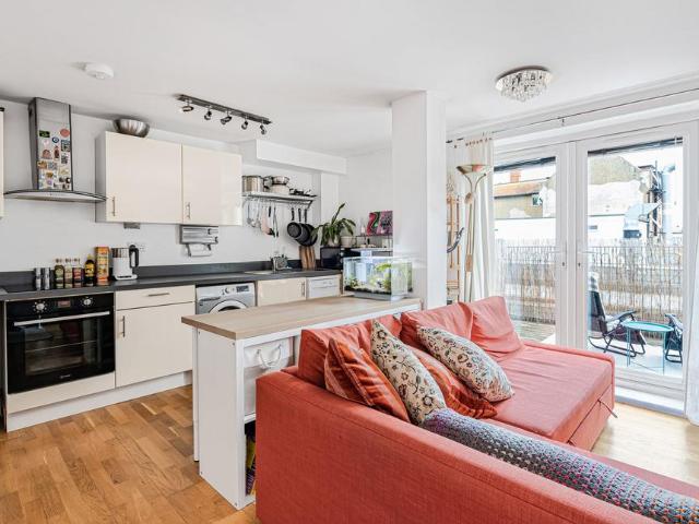 1 bedroom apartment for sale