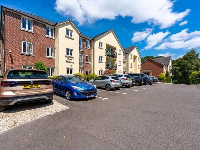 1 bedroom apartment for sale