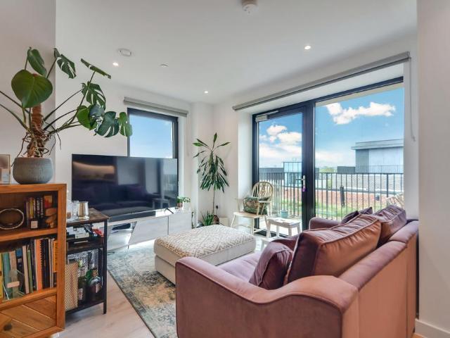1 bedroom apartment for sale