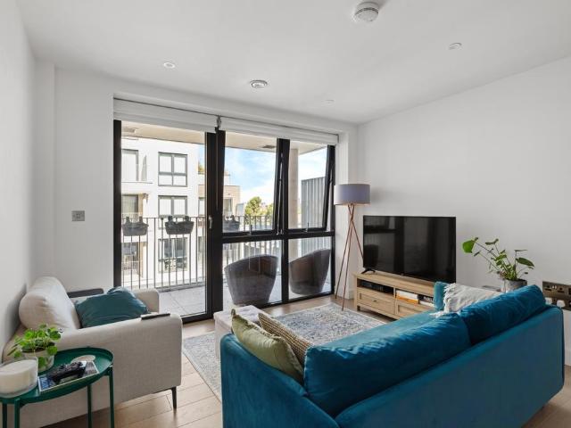 1 bedroom apartment for sale