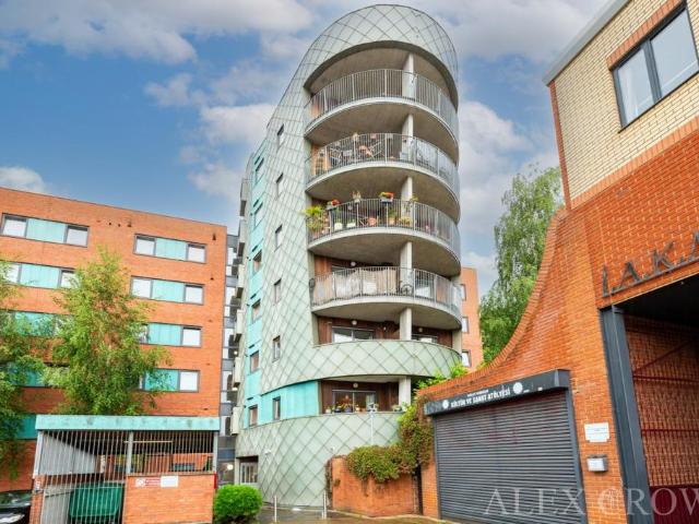 1 bedroom apartment for sale