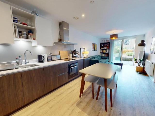 1 bedroom apartment for sale