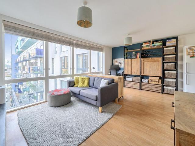1 bedroom apartment for sale