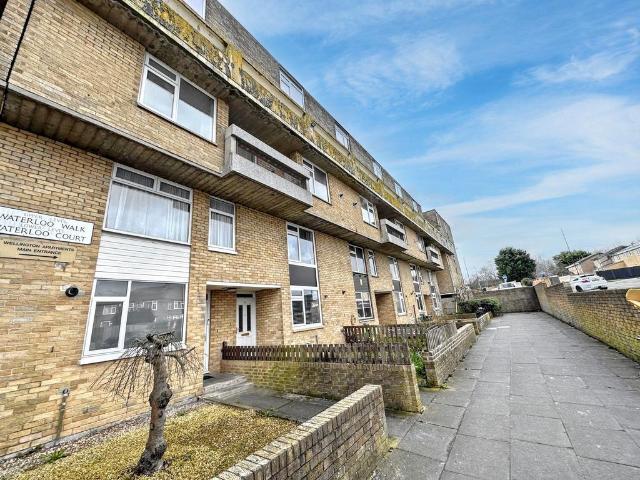 1 bedroom apartment for sale