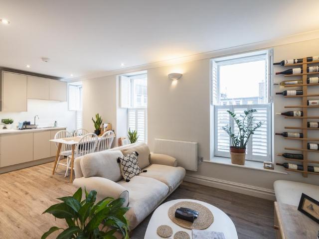 1 bedroom apartment for sale