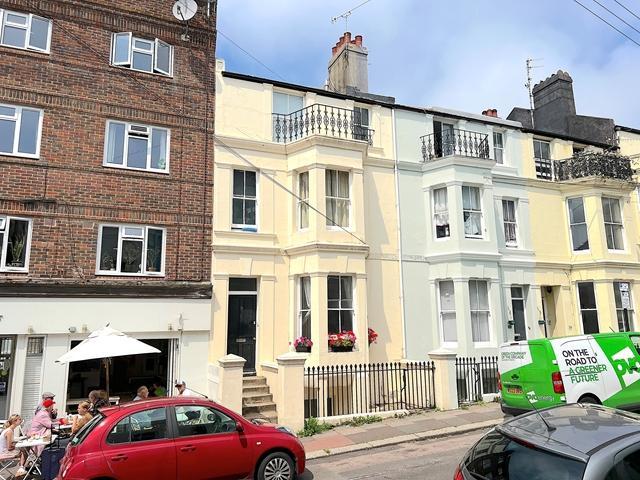 1 bedroom apartment for sale