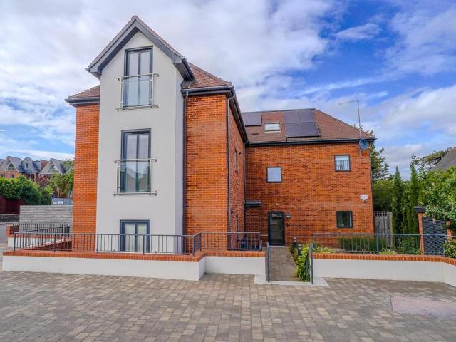 1 bedroom apartment for sale
