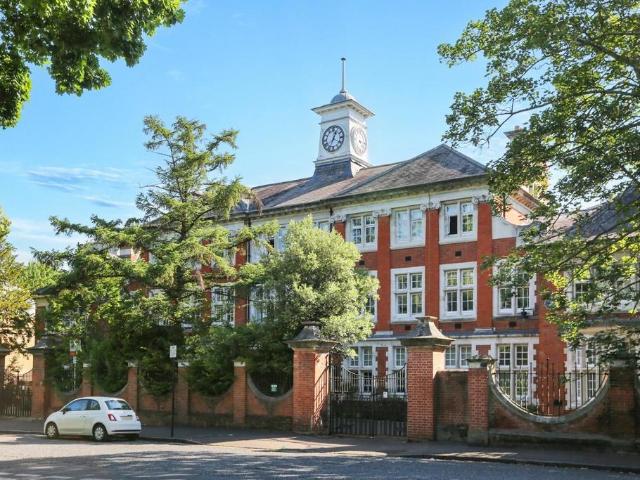1 bedroom apartment for sale