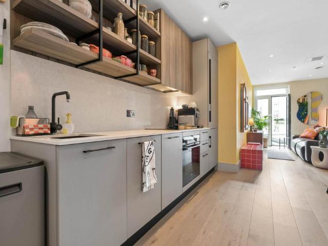 1 bedroom apartment for sale