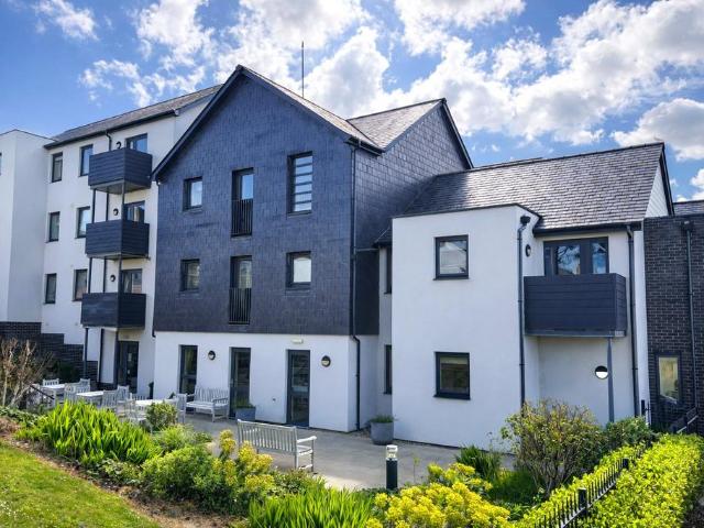 1 bedroom apartment for sale