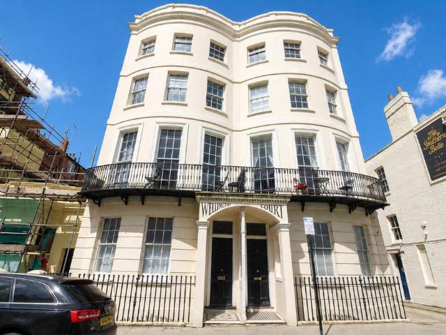 1 bedroom apartment for sale