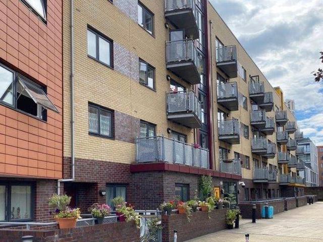 1 bedroom apartment for sale