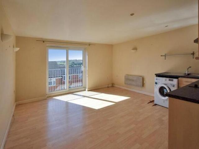 1 Bedroom Apartment Gillingham Medway LS101676127