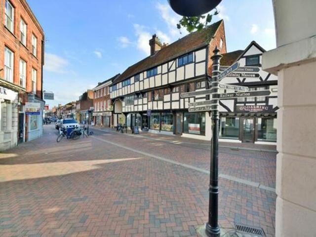 1 Bedroom Apartment Godalming Surrey 101678896