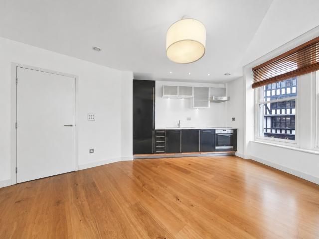 1 Bedroom Apartment, Great Marlborough Street, Soho, W1F
