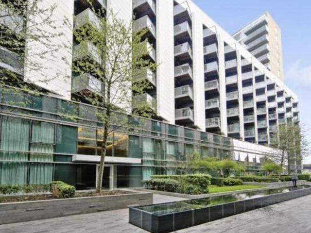 1 Bedroom Apartment Greenwich Greater London 98864586