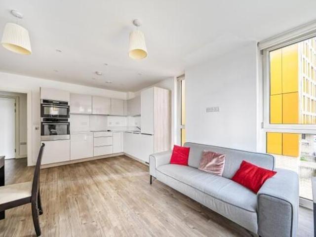 1 Bedroom Apartment Greenwich Greater London LS99840560