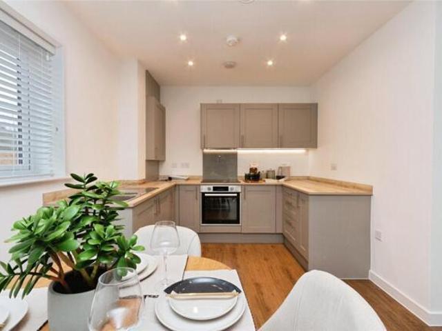 1 Bedroom Apartment Hampshire Hampshire 98765729