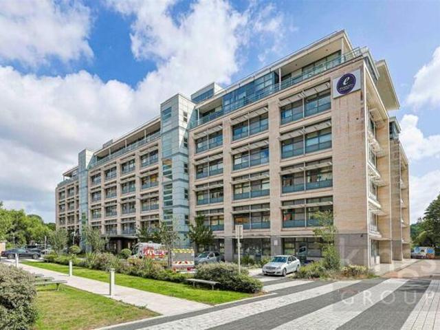 1 Bedroom Apartment Harlow Essex 99986633