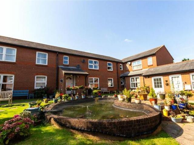 1 Bedroom Apartment Harpenden Hertfordshire 101678350