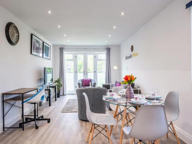 1 Bedroom Apartment Hatfield Hatfield LS88323815