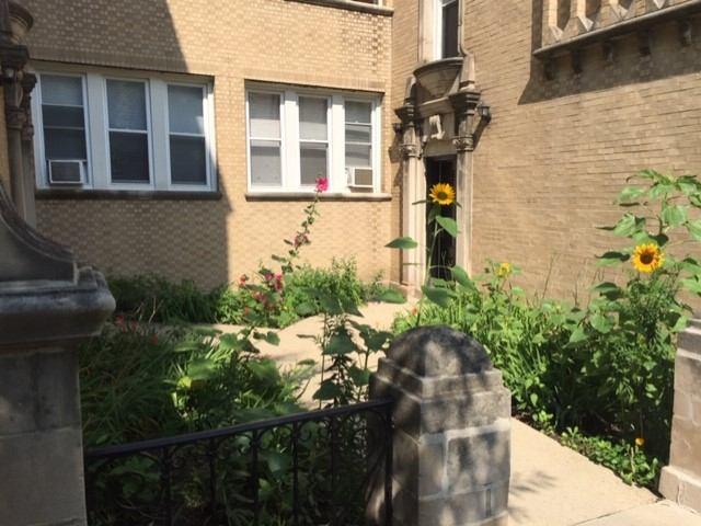 1 Bedroom Apartment Heat and Water Included | McVi
