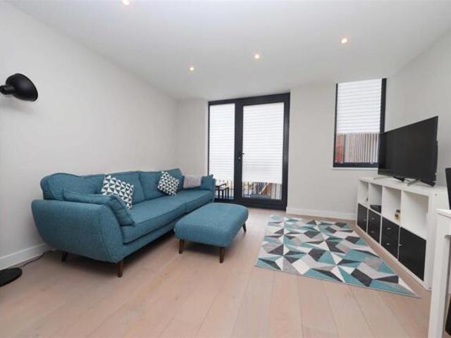 1 Bedroom Apartment Hillingdon Greater London LS98864526