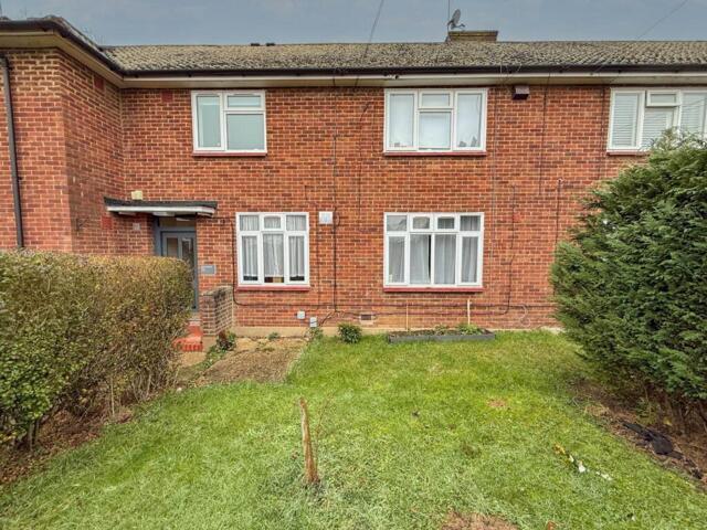 1 Bedroom Apartment Hillingdon Hertfordshire LS100158626
