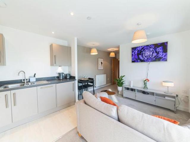 1 Bedroom Apartment Hounslow Hounslow LS82580087