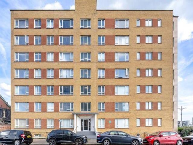 1 Bedroom Apartment Hove Brighton And Hove LS101678713